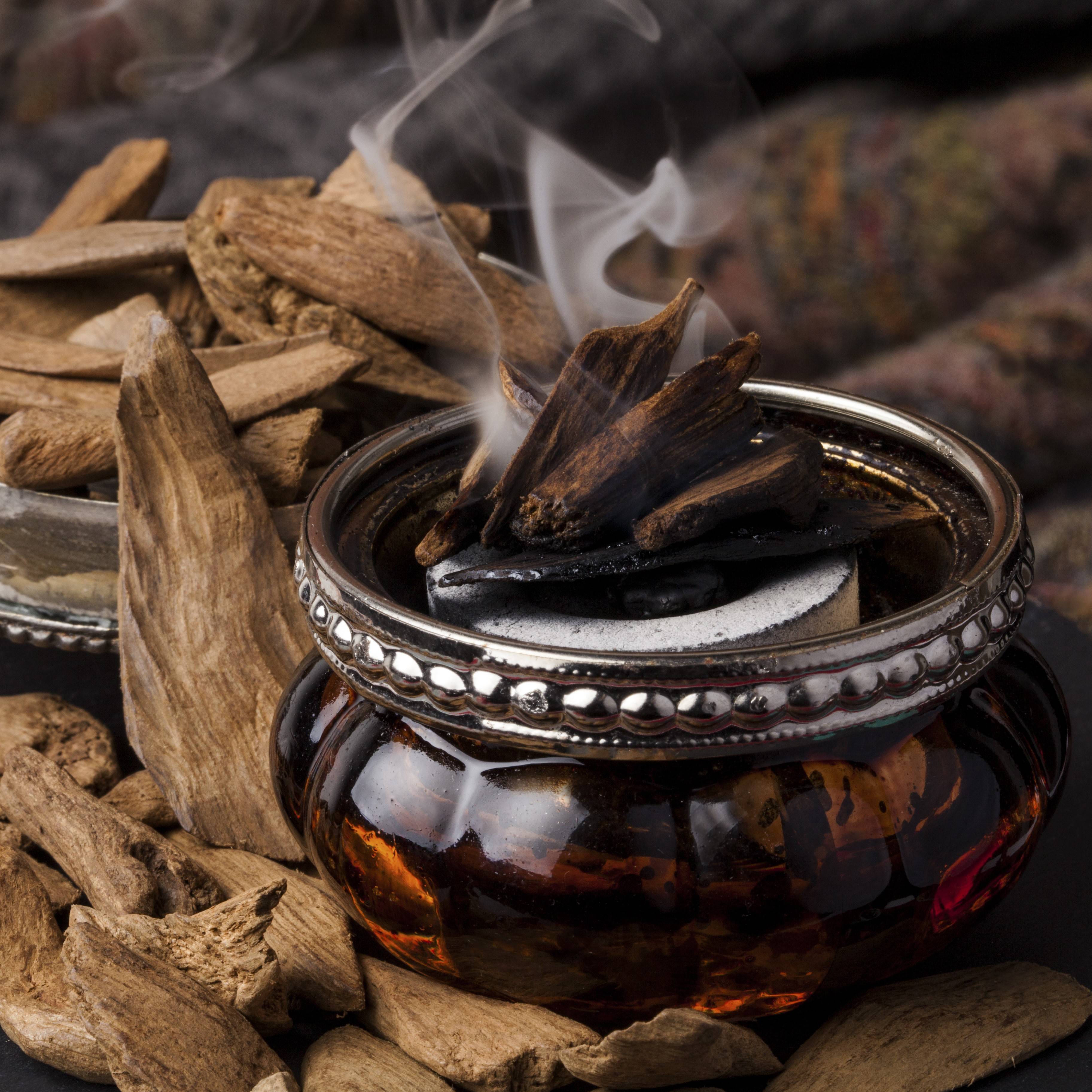 What are oud perfumes